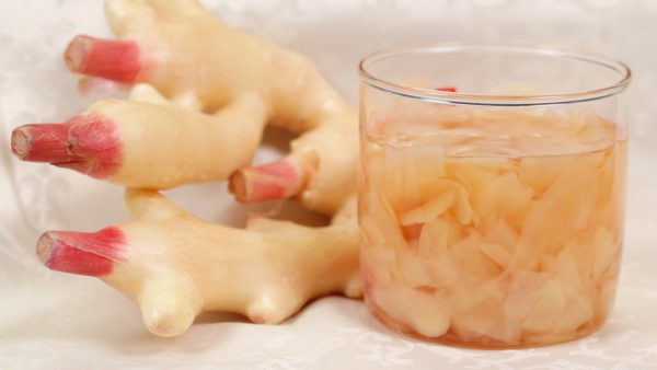 Sushi Ginger Recipe (Pickled Young Ginger Root with Sweet Vinegar Sauce ...