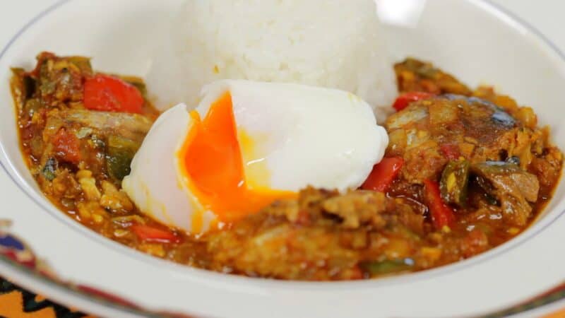 Easy Fish Curry Recipe - Delicious, Nutritious Mackerel and Poached ...